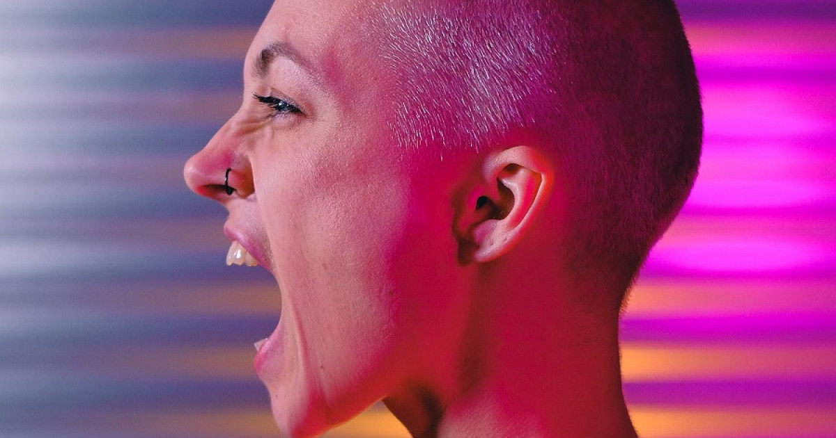 Las 2 diferencias entre afonía y disfonía (explicadas)