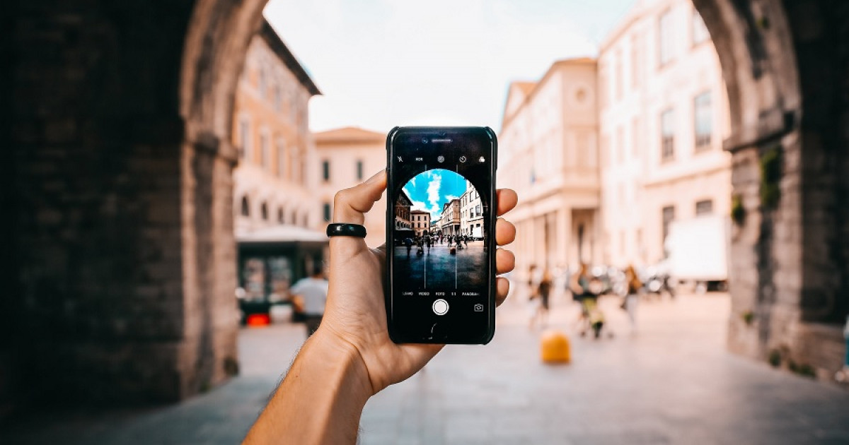 Cibermareo: características, síntomas, causas y cómo combatirlo