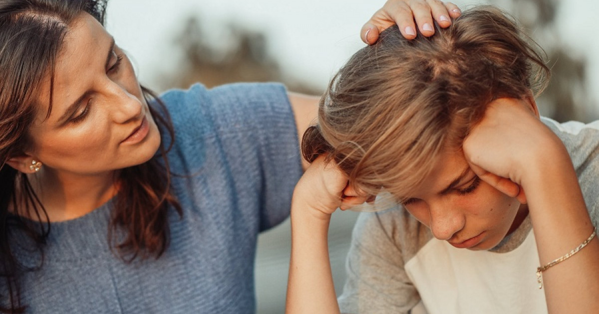 Los 8 problemas de conducta más frecuentes en adolescentes (y qué hacer)