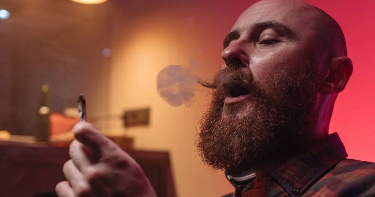 3 efectos negativos de los porros en la personalidad