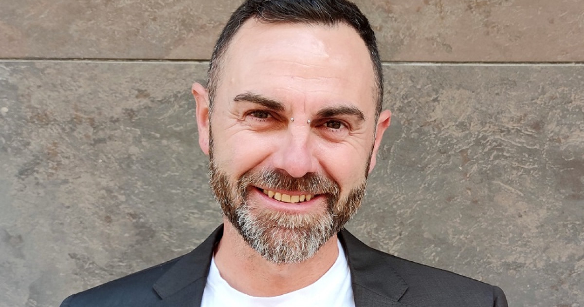 Ángel Mena: «La ansiedad es un aviso de nuestro cuerpo»