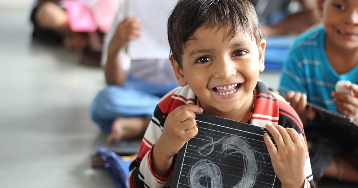 ¿Qué es una adaptación curricular en educación? Tipos y ventajas