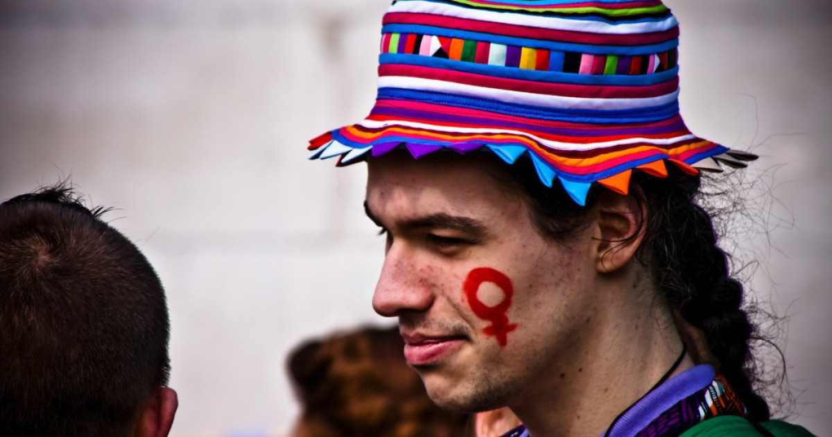 ¿Qué es el hembrismo y en qué se diferencia del feminismo?