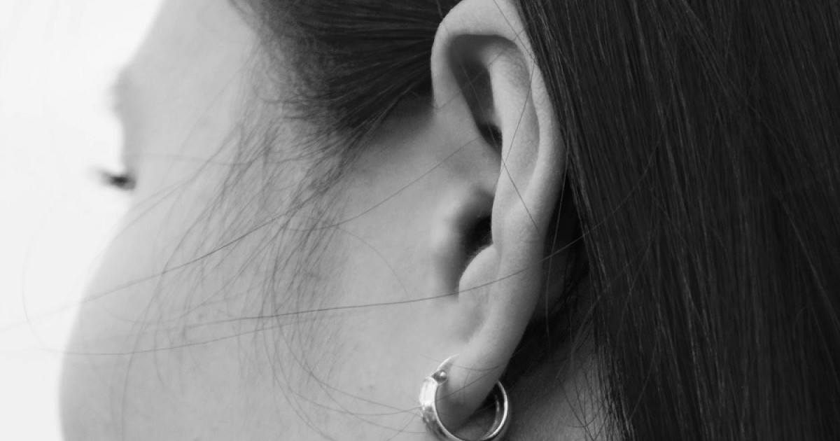 Efecto auditivo por microondas: qué es, y posibles explicaciones