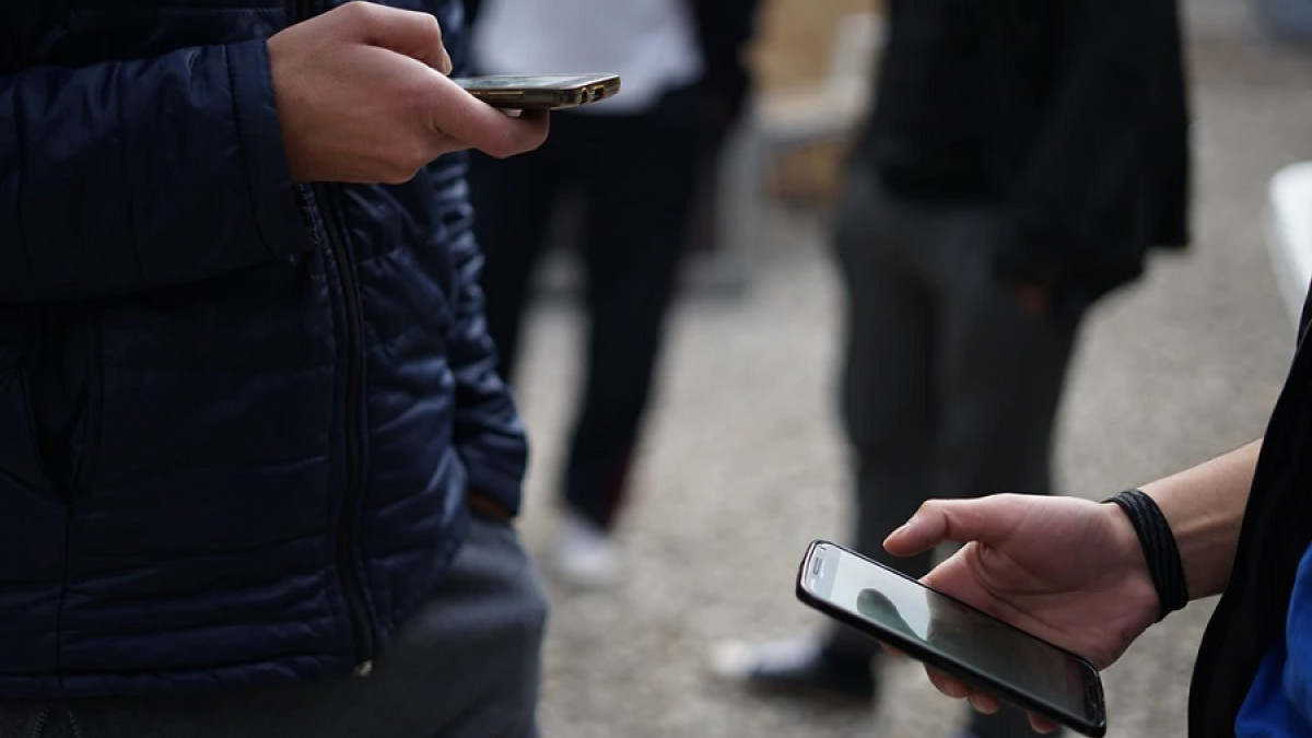 4 señales de que tu hijo adolescente usa mal las redes sociales ...